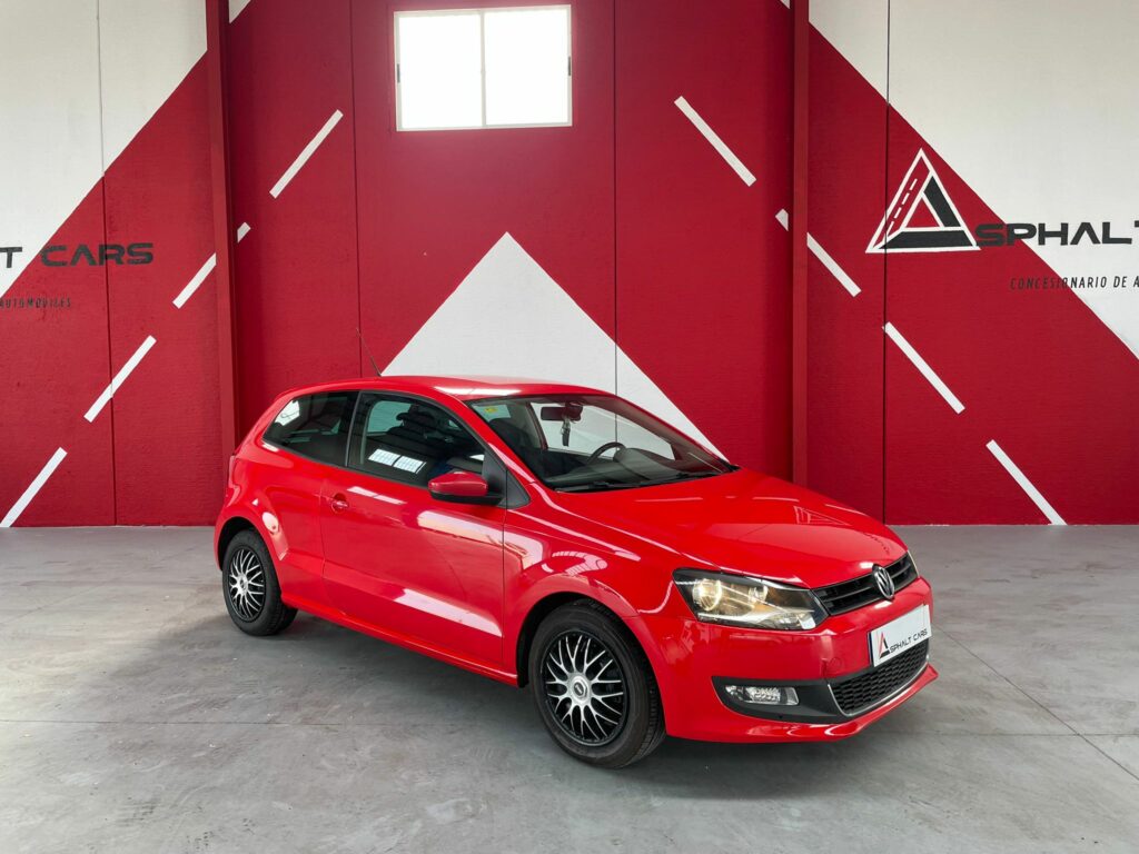Volkswagen Polo 1.6 TDI 90cv Sport – AsphaltCars
