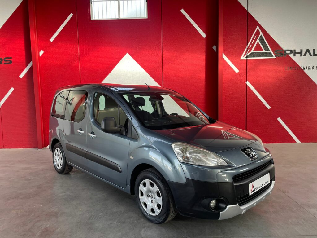 PEUGEOT Partner Tepee Active 1.6 HDi 92cv – AsphaltCars